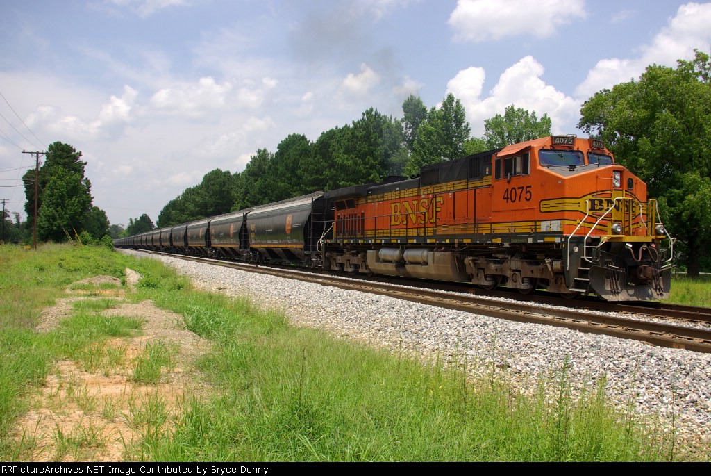 BNSF 4075 as Pusher on KCS All Black Hopper Train